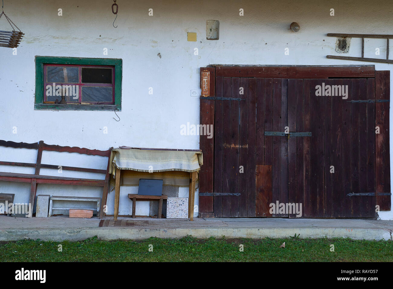 A front facade of an old house Stock Photo - Alamy
