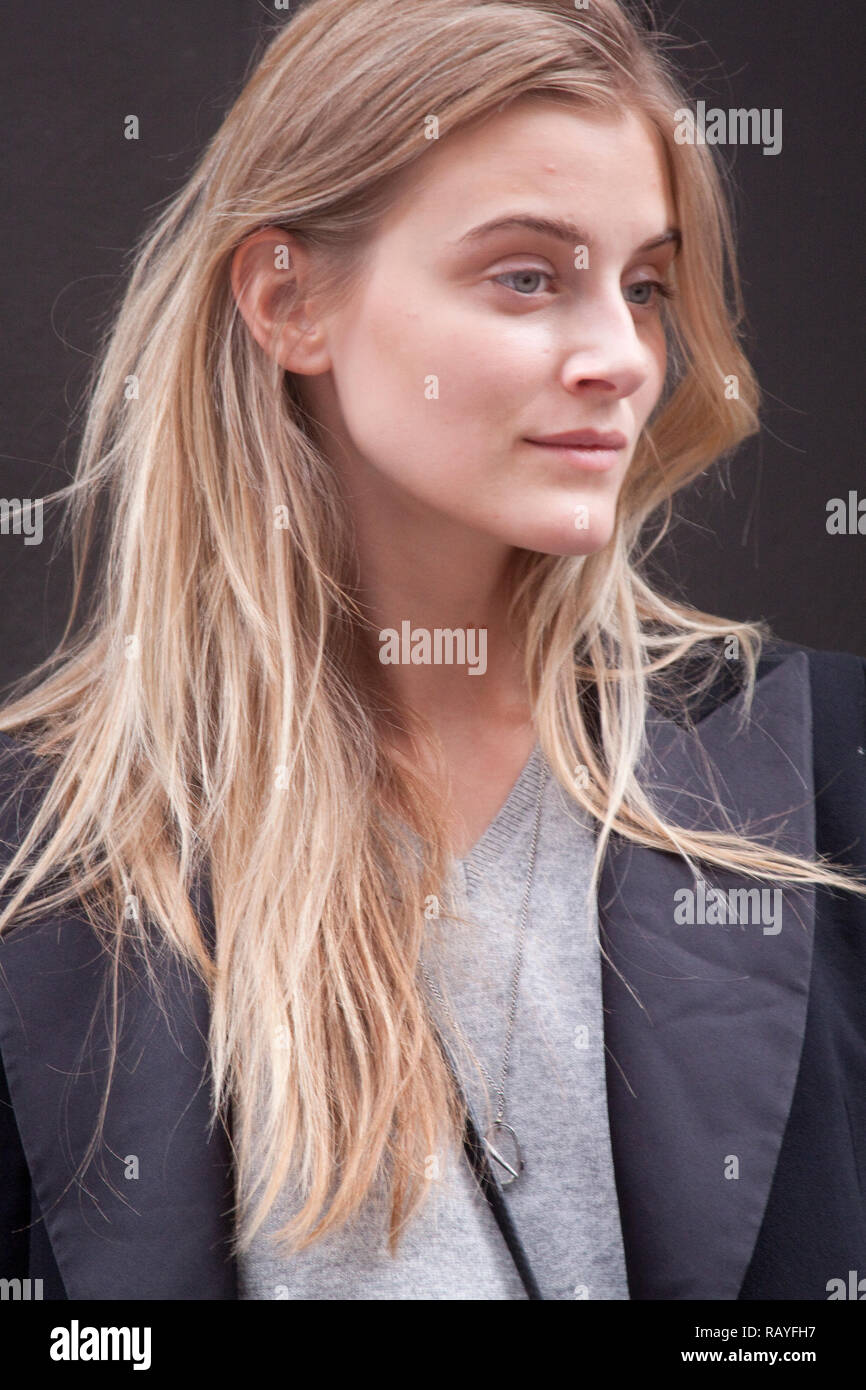 Young woman with beautiful healthy skin. No makeup. Skincare Stock ...