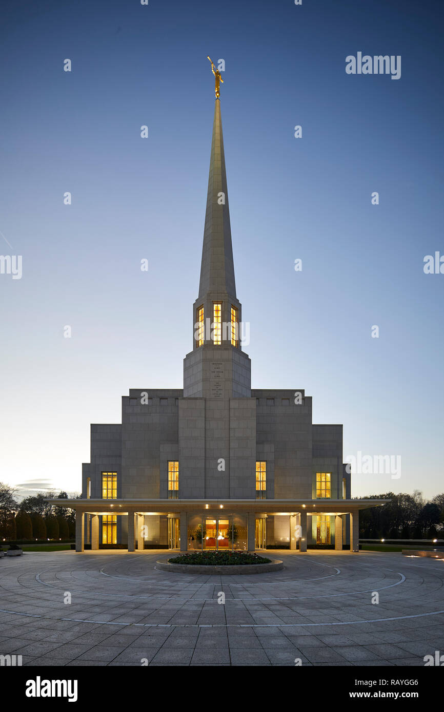 The preston england temple hi-res stock photography and images - Alamy