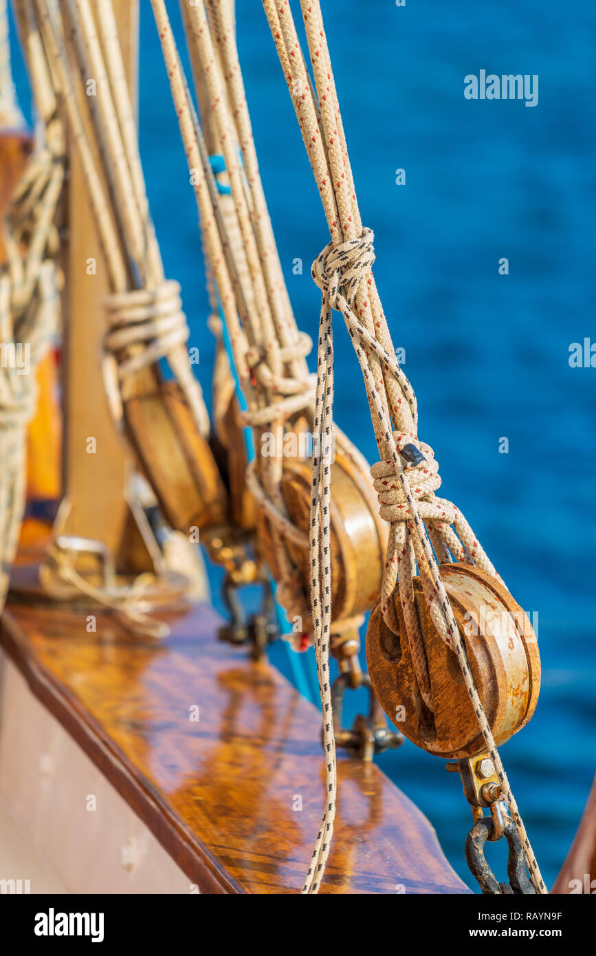 Old ship tackles. Old sailing ship vessel. Background Stock Photo - Alamy