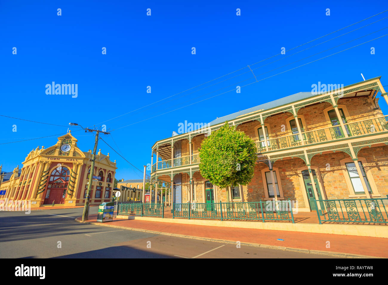 Perth city hall hi-res stock photography and images - Alamy