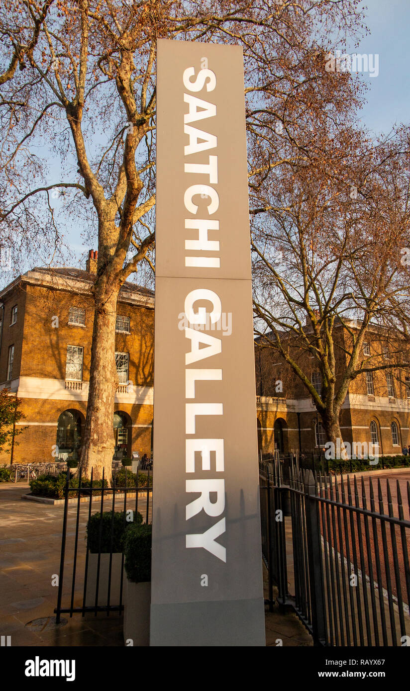 The Saatchi Gallery entrance Stock Photo - Alamy