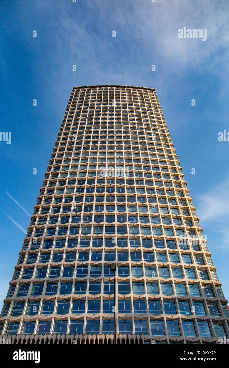 Centrepoint building hi-res stock photography and images - Alamy