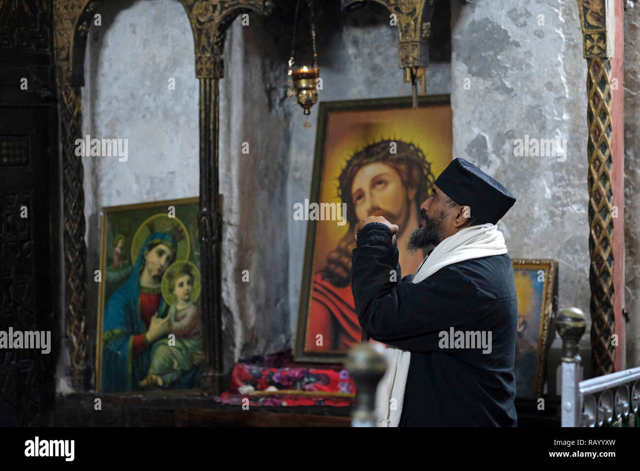 Ethiopian orthodox monk inside ethiopian hi-res stock photography and ...