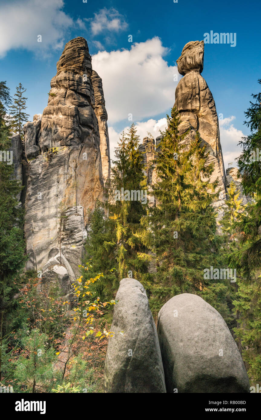 Sandstone spires hi-res stock photography and images - Alamy