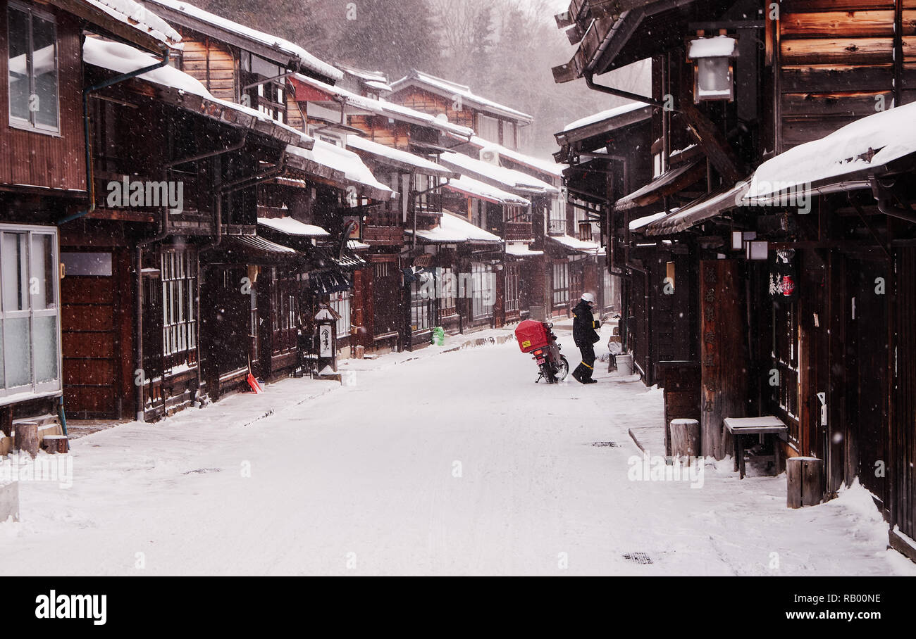 Mailman snow hi-res stock photography and images - Alamy