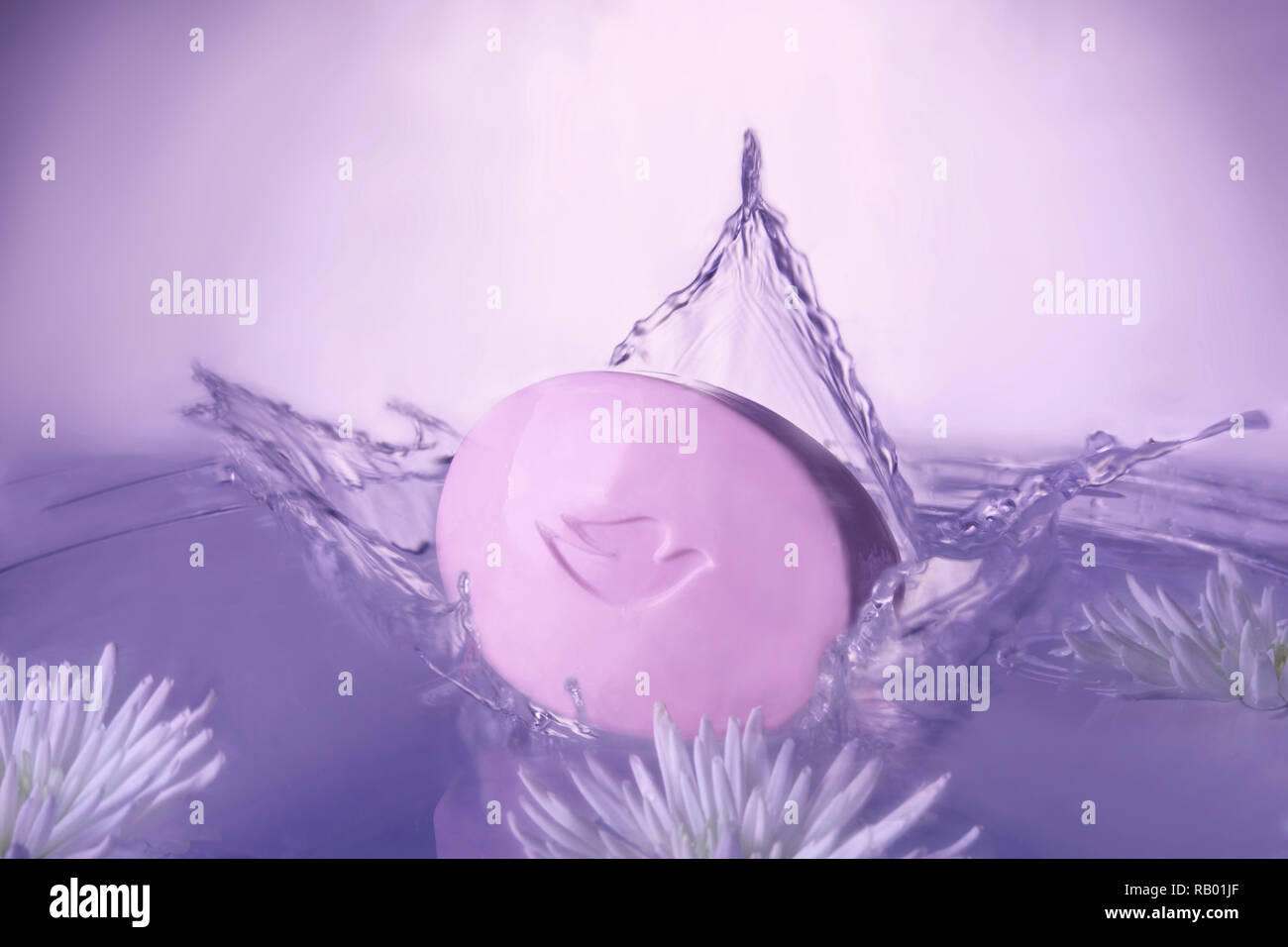 Soap water splash hi-res stock photography and images - Alamy