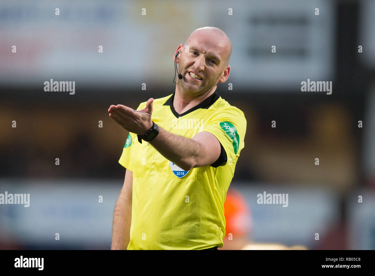 Referee bobby madden hi-res stock photography and images - Alamy