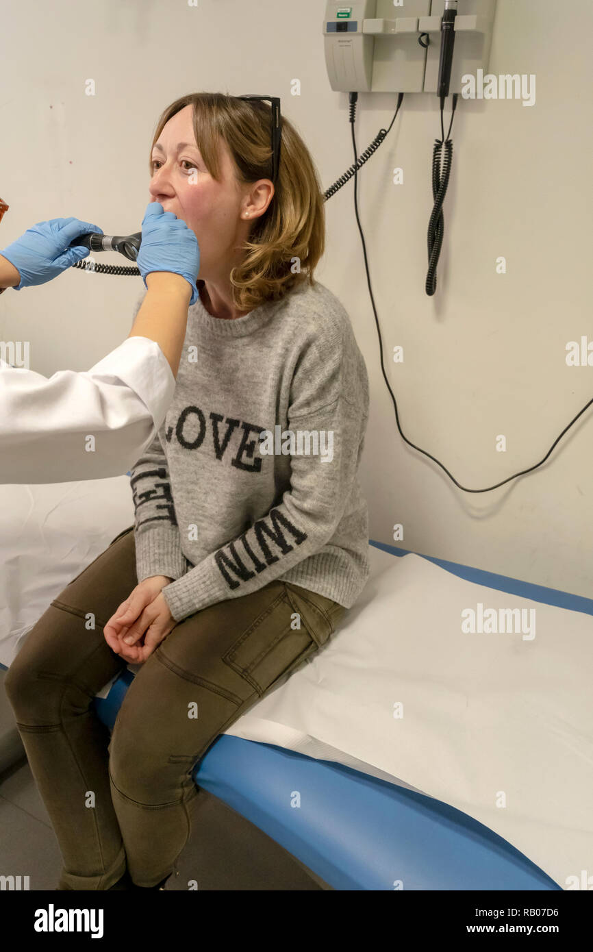 Real madrid doctor hi-res stock photography and images - Alamy