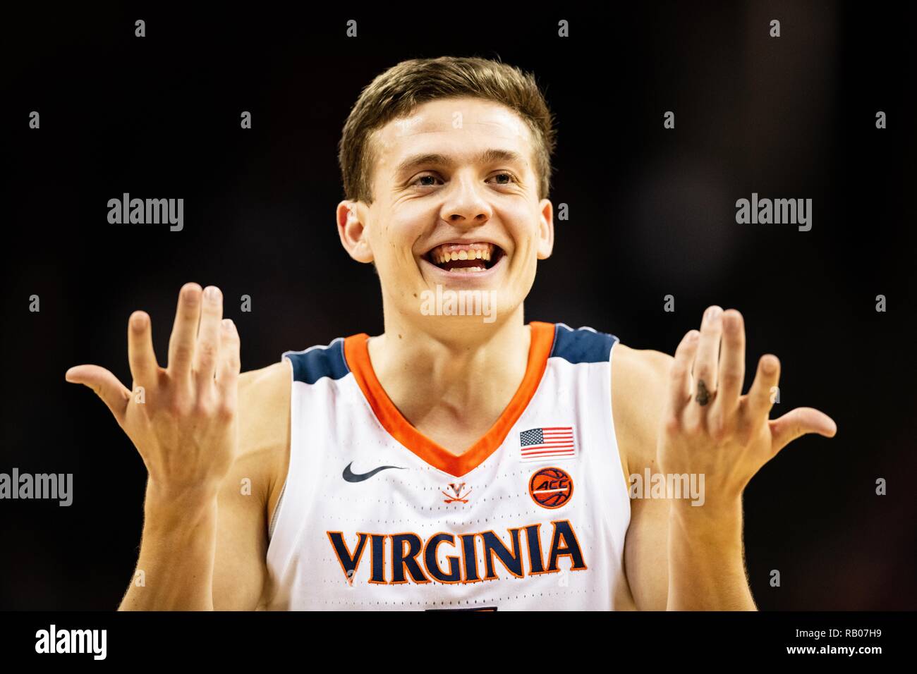Virginia, USA. 5th Jan 2018. Virginia Cavaliers guard Kyle Guy (5 ...