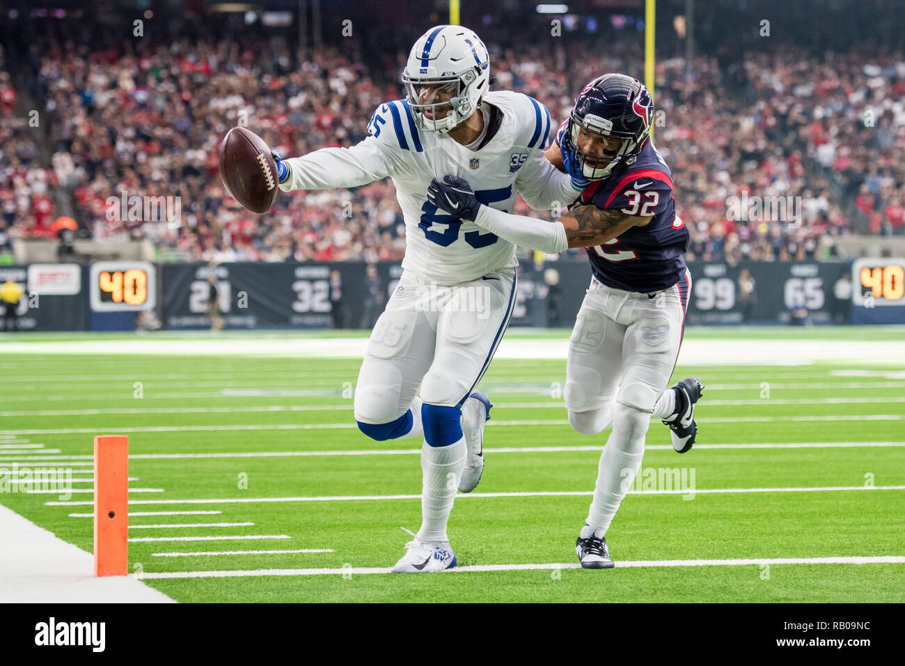 Houston, TX, USA. 5th Jan, 2019. Indianapolis Colts tight end Eric ...