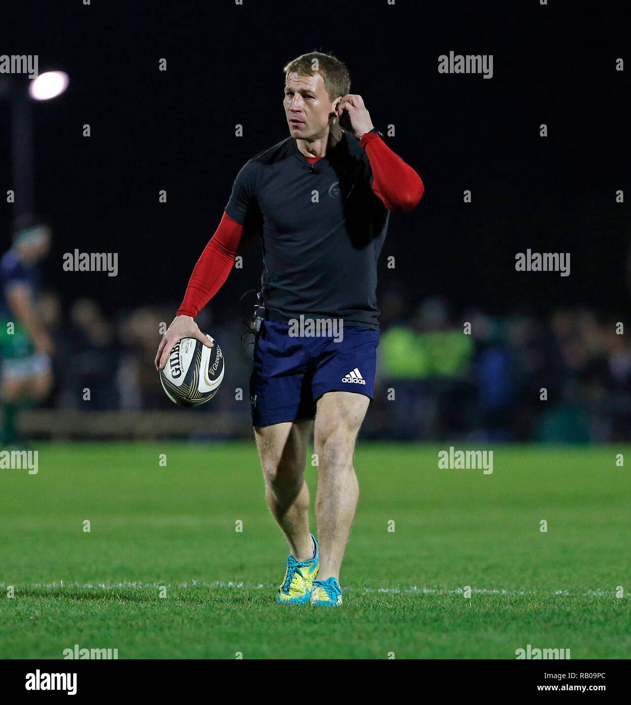 Munster forwards coach hi-res stock photography and images - Alamy
