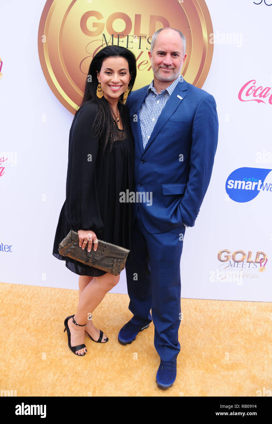 California, USA. 5th Jan 2019. Actress Bahar Soomekh and Clayton Frech ...