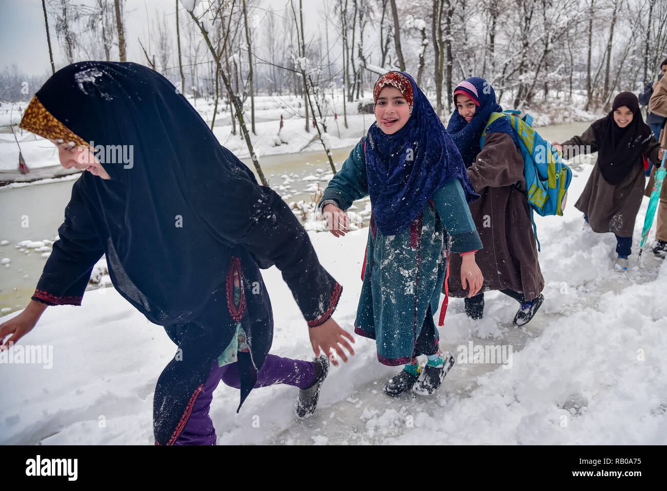Kashmiri girls hi-res stock photography and images - Alamy