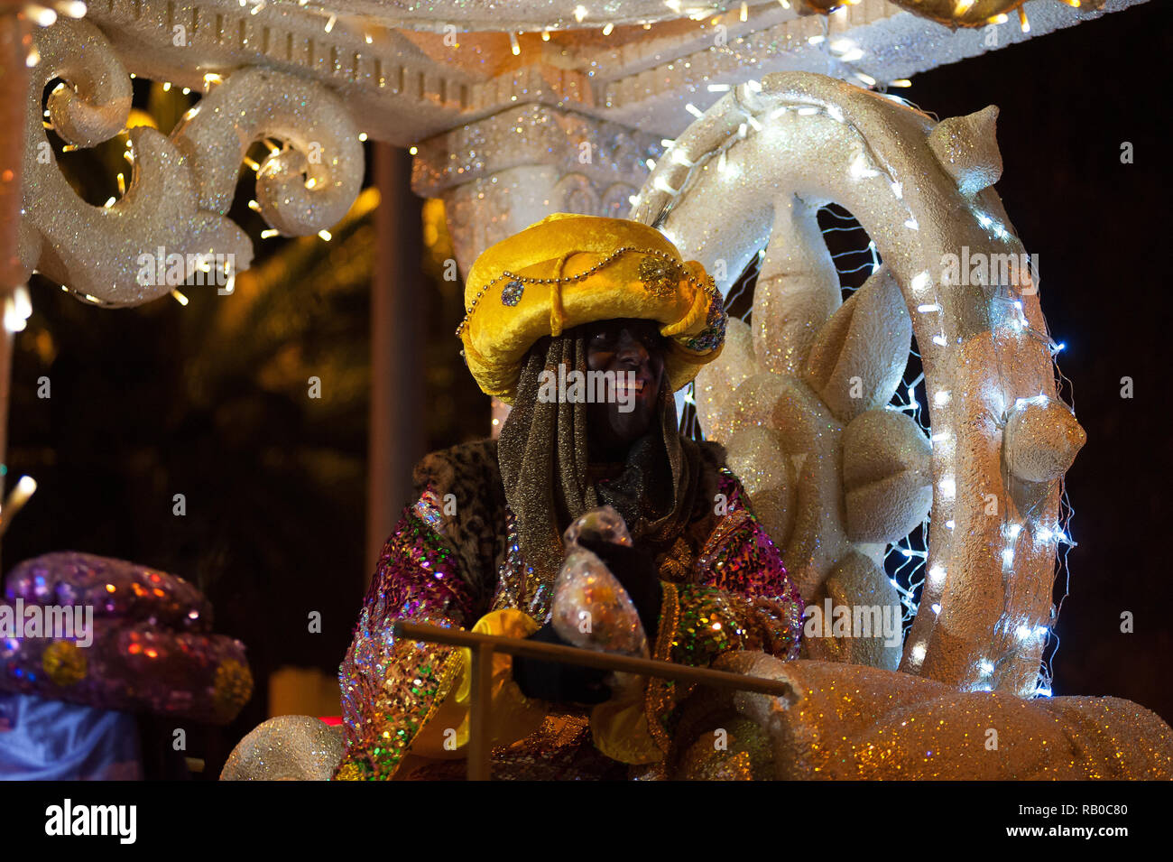 Throwing sweets hi-res stock photography and images - Alamy