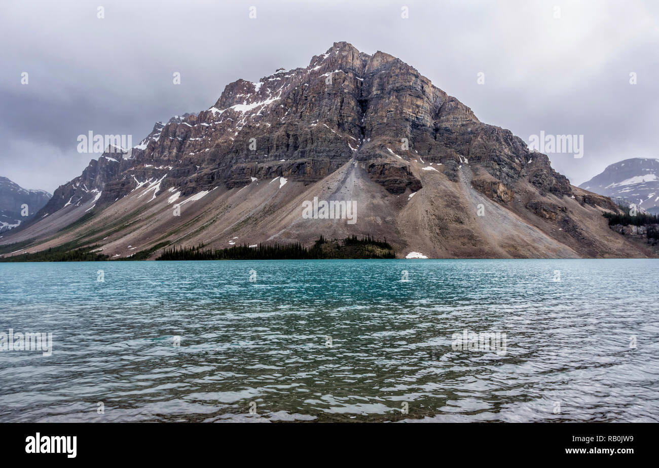Bow Lake, Banff National Park Stock Photo - Alamy