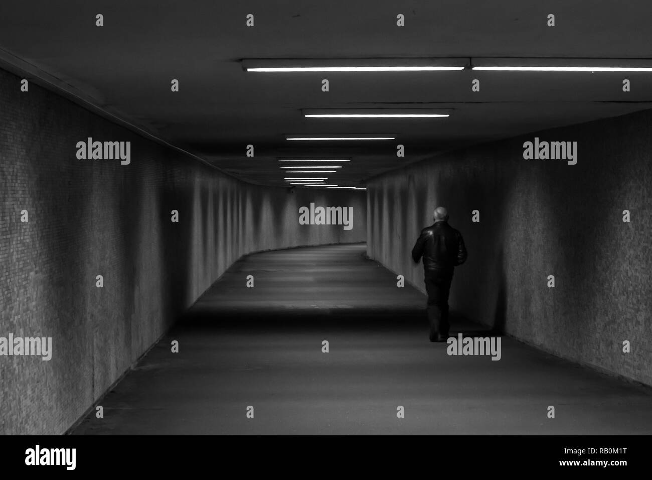 Dark subway tunnel Black and White Stock Photos & Images - Alamy