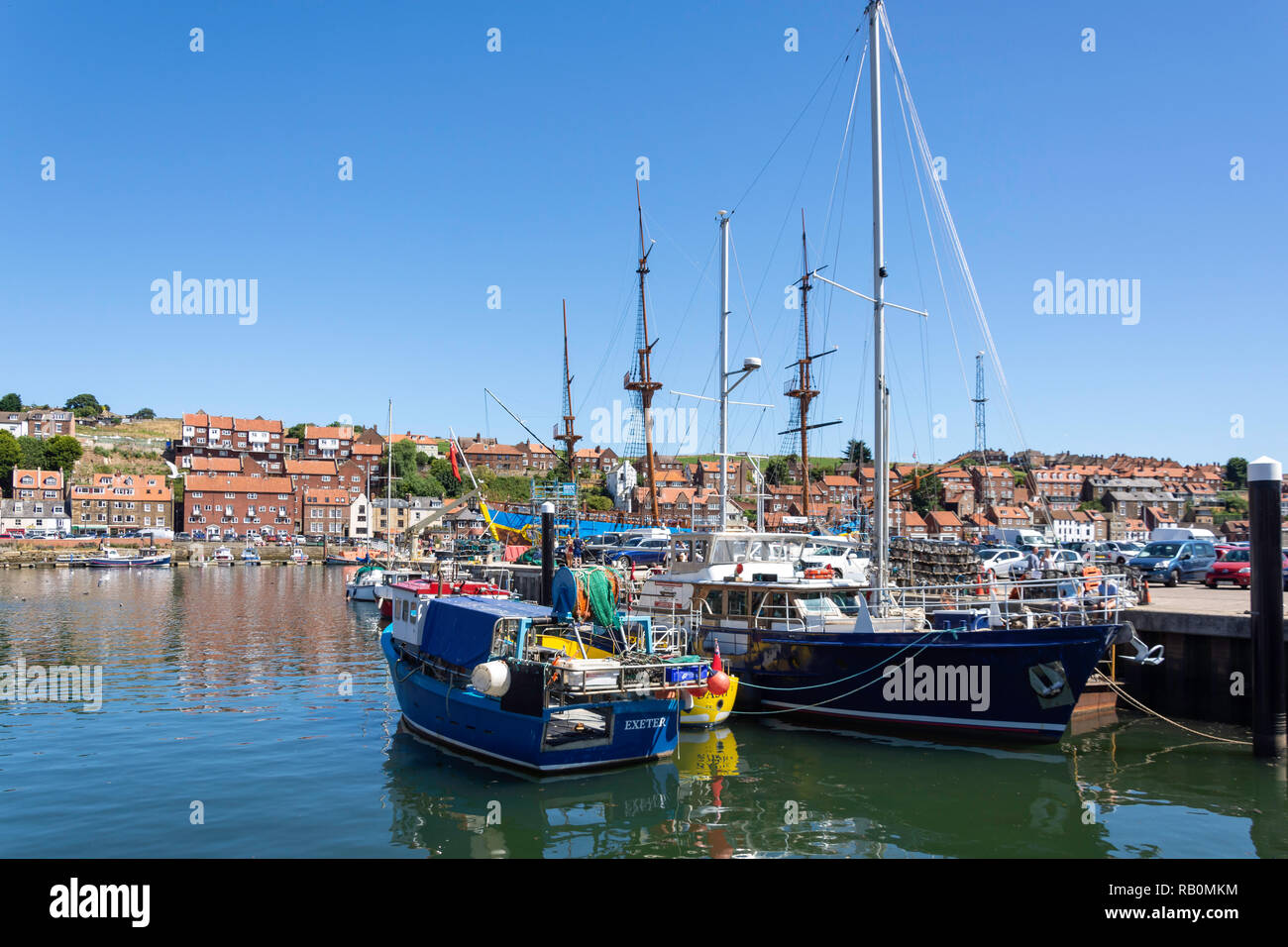 Coast coastal seafront harbour harbor river esk fishing wharfs b hi-res ...
