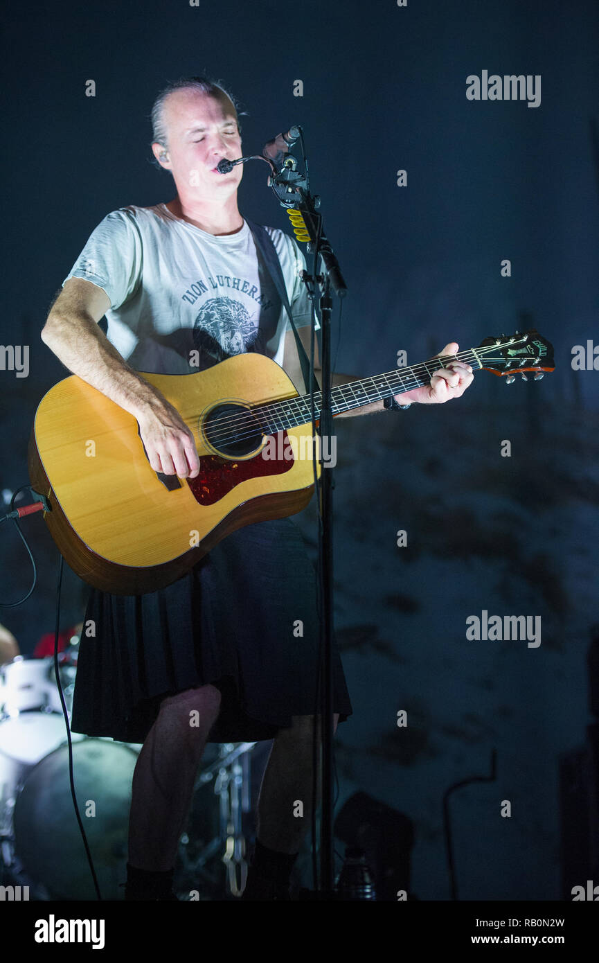 Fran healy the lead singer of rock band travis hi-res stock photography ...