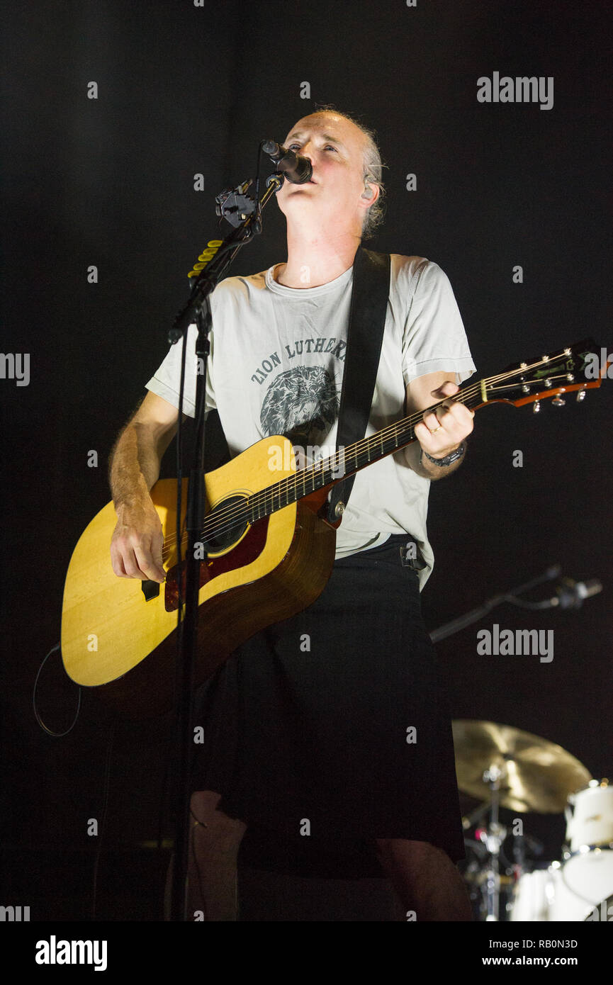 Fran healy the lead singer of rock band travis hi-res stock photography ...