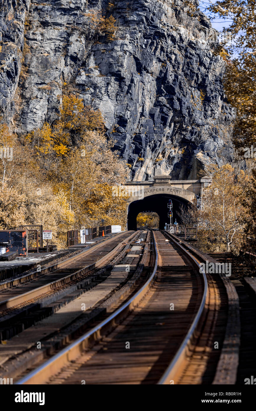 Harpers Ferry, WV, USA - November 3, 2018: The Harpers Ferry railroad ...