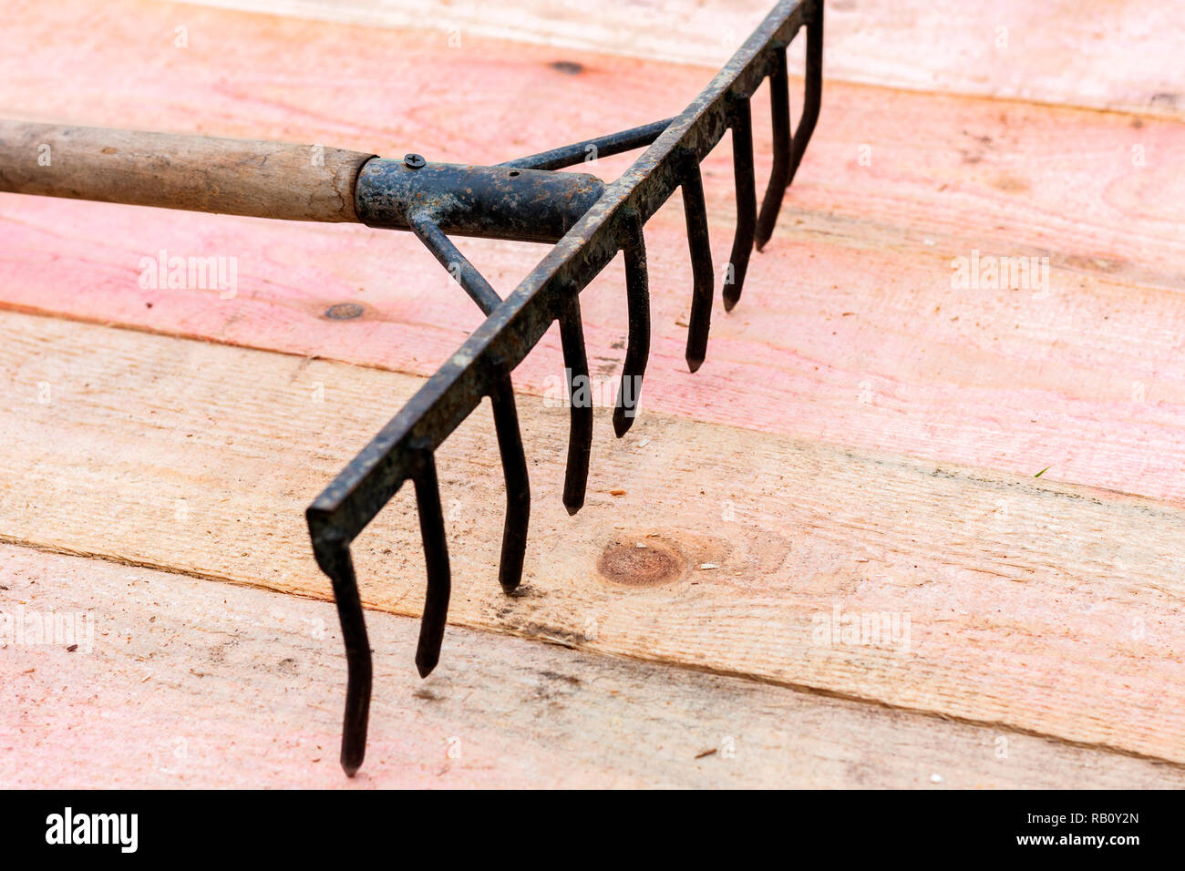 Old garden tools hi-res stock photography and images - Alamy