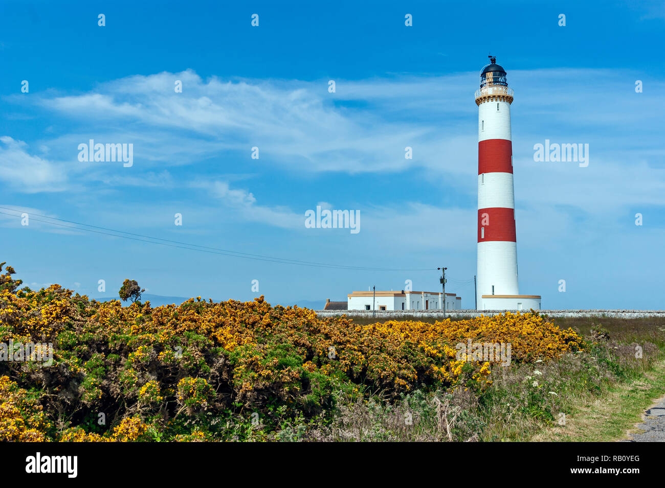 Tarbat Ness Lighthouse at Tarbat Ness near Portmahomack in Easter Ross ...