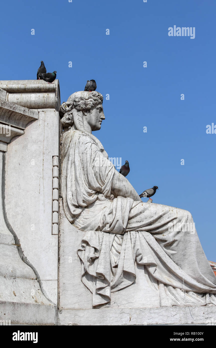 Portuguese famous statue hi-res stock photography and images - Alamy