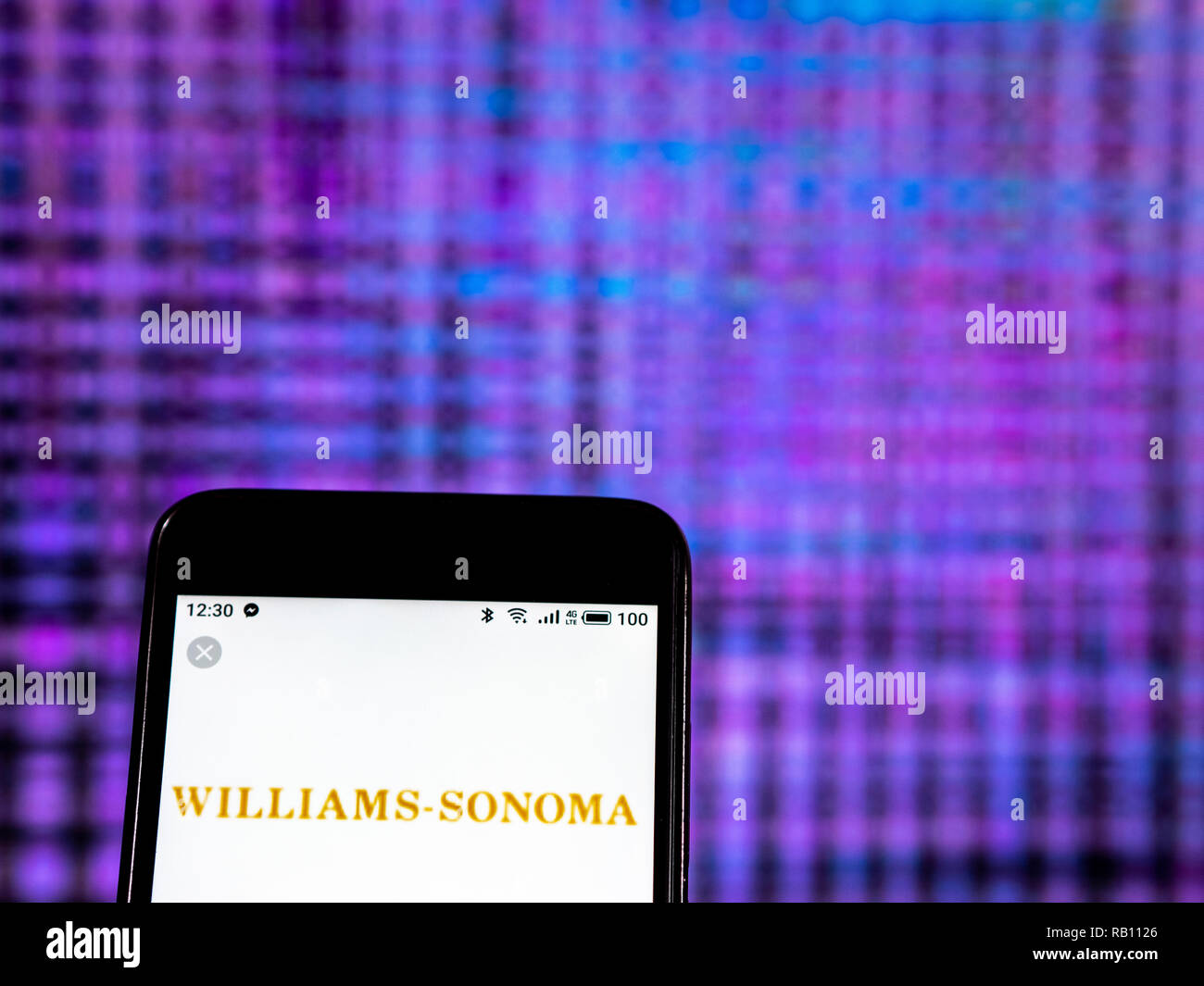 Williams sonoma logo hi-res stock photography and images - Alamy