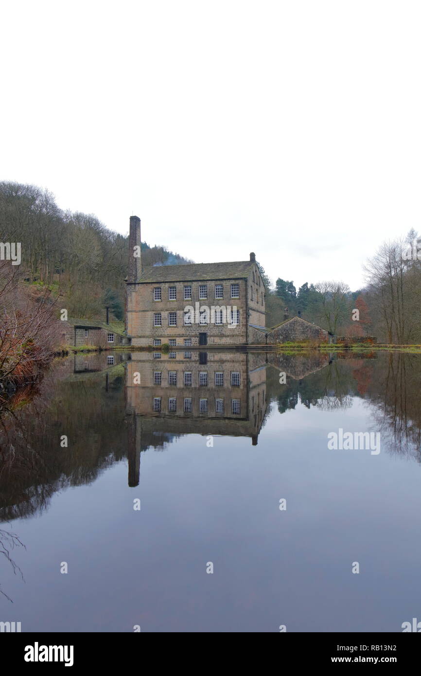 National trust hardcastle crags hi-res stock photography and images - Alamy
