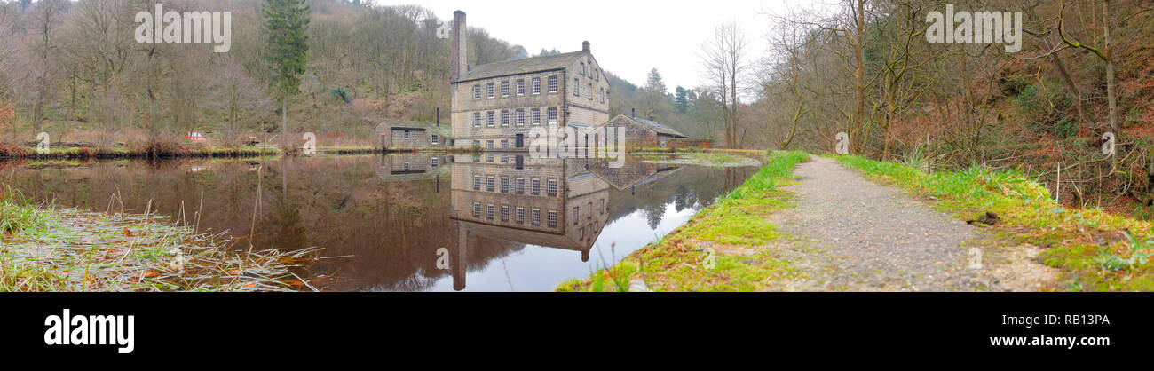 Hardcastle crags walking hi-res stock photography and images - Alamy