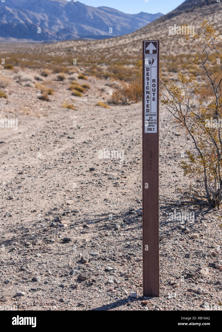 BLM Designated Travel Route Sign, Mojave Desert, Nevada, USA Stock ...