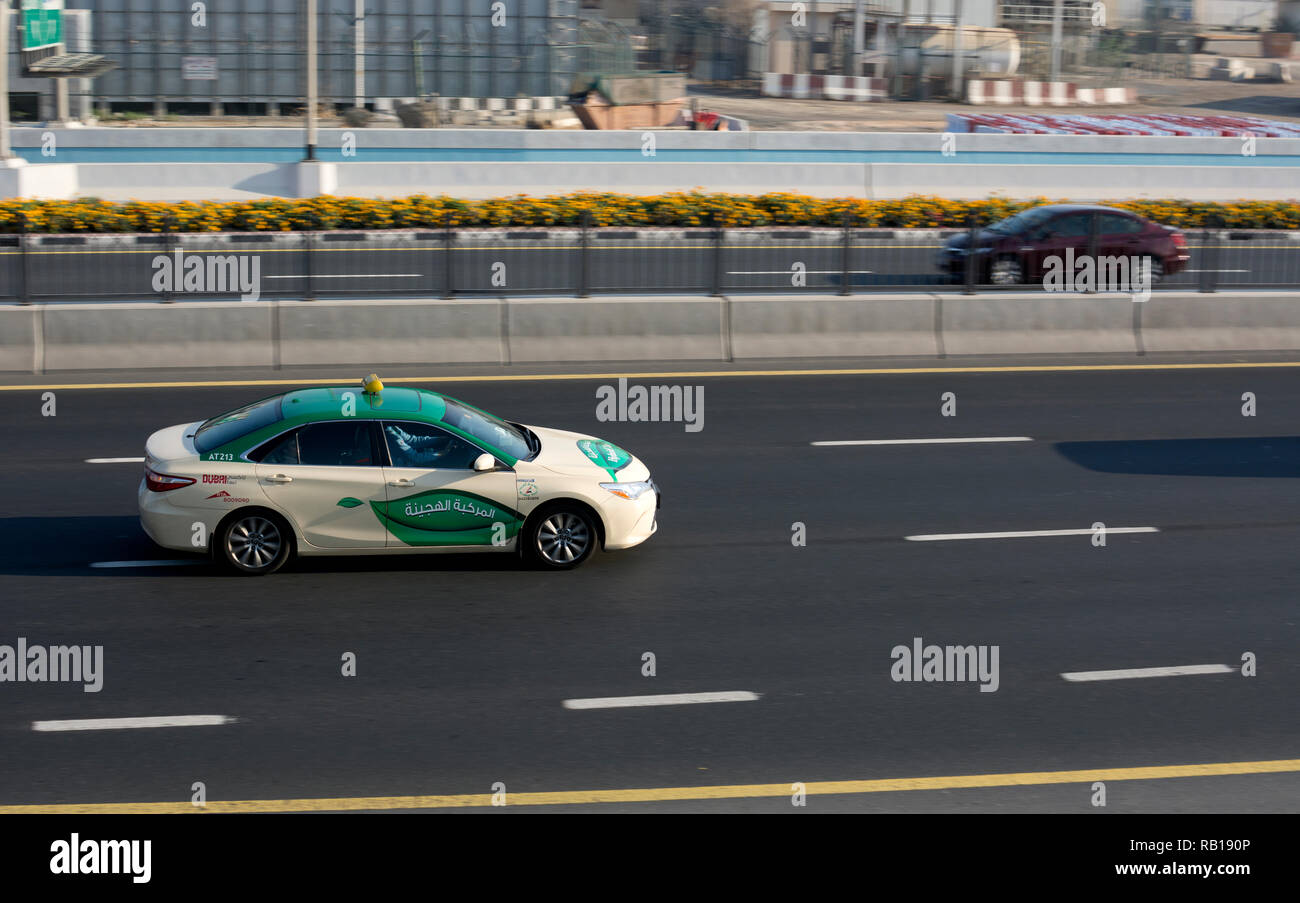 Taxi speed hi-res stock photography and images - Alamy