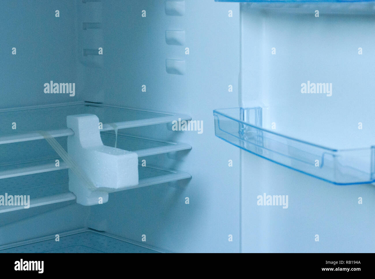 Empty refrigirator hi-res stock photography and images - Alamy