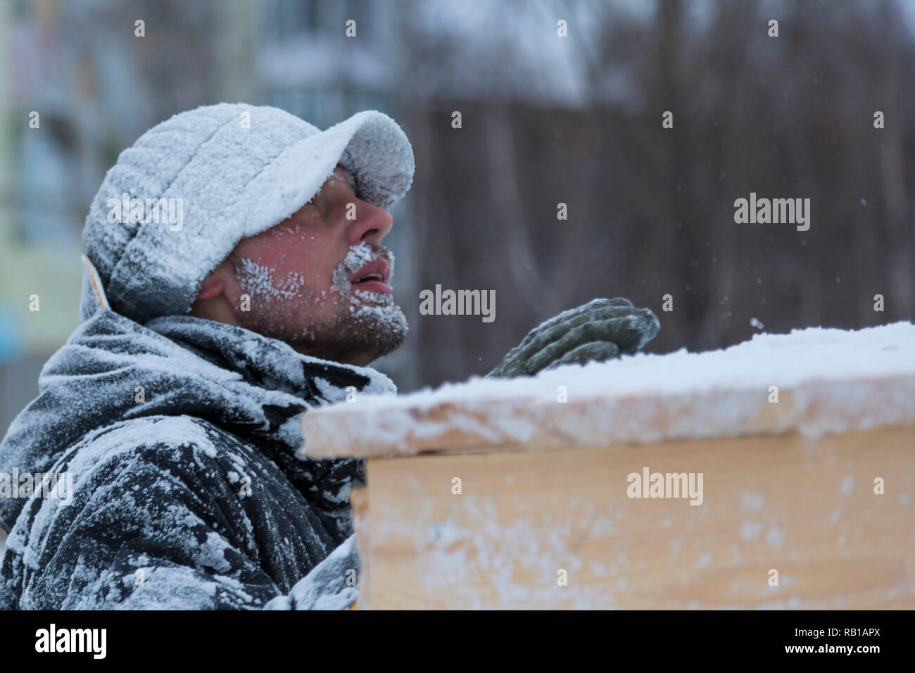 Frozen face man hi-res stock photography and images - Alamy