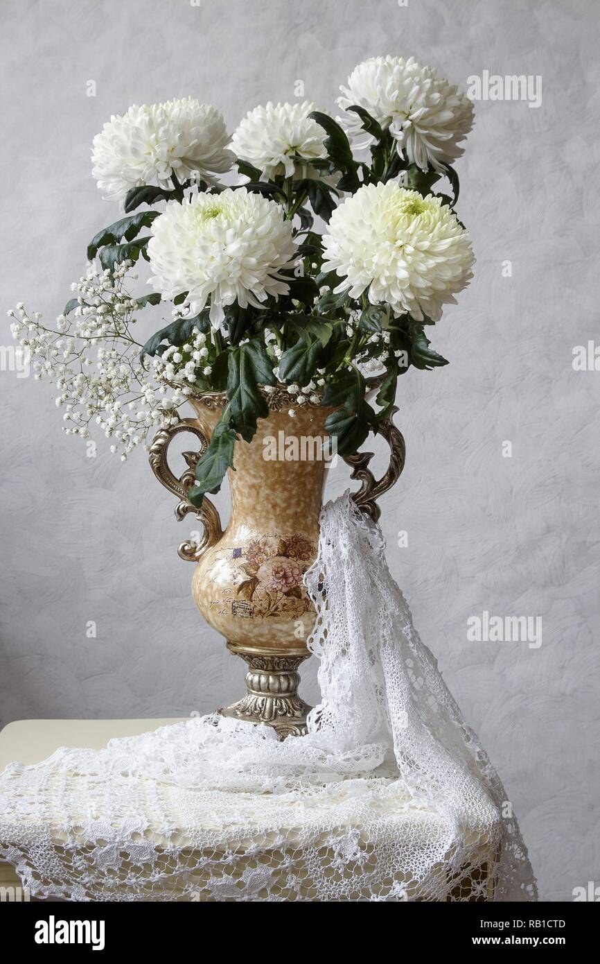 Still life with bouquet of white chrysanthemums Stock Photo - Alamy
