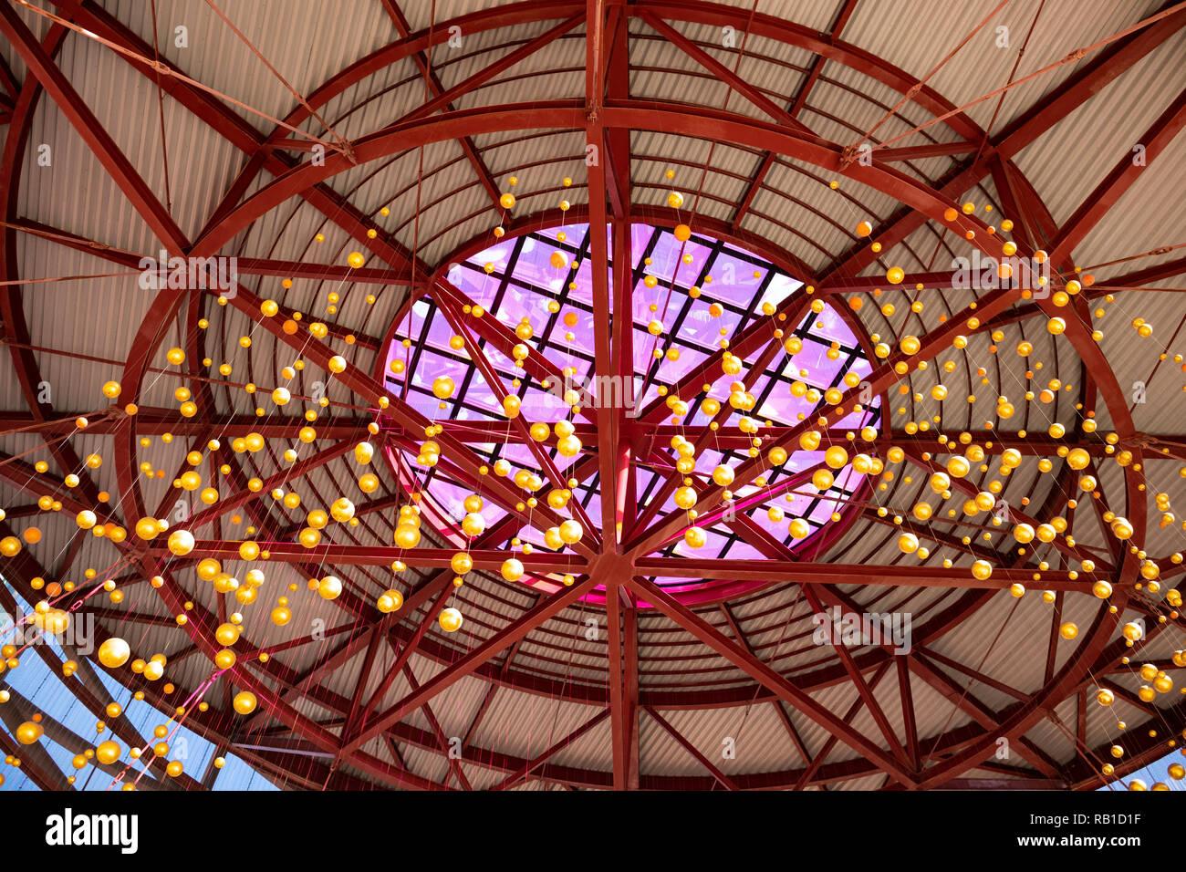The California ScienCenter, home of NASA’s Space Shuttle Endeavour in ...
