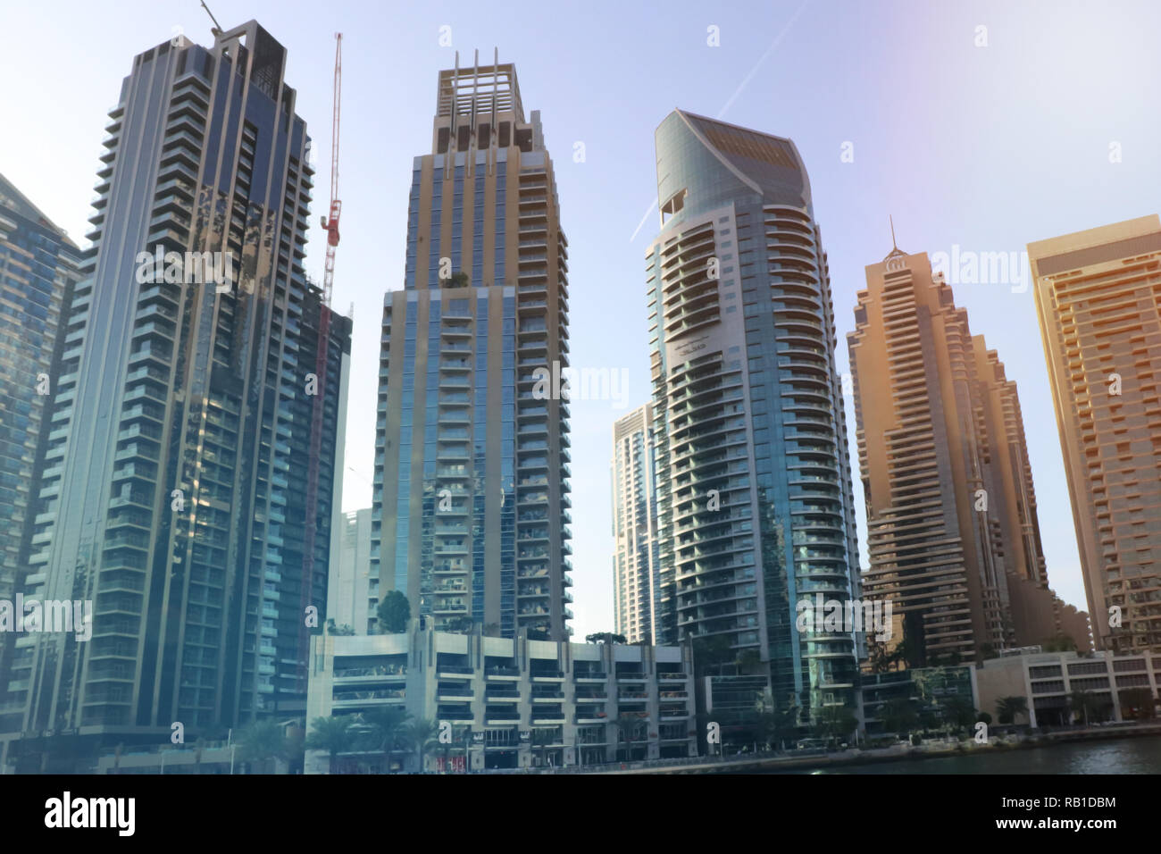 Structure buildings architecture skyline dubai uae marina water sky ...
