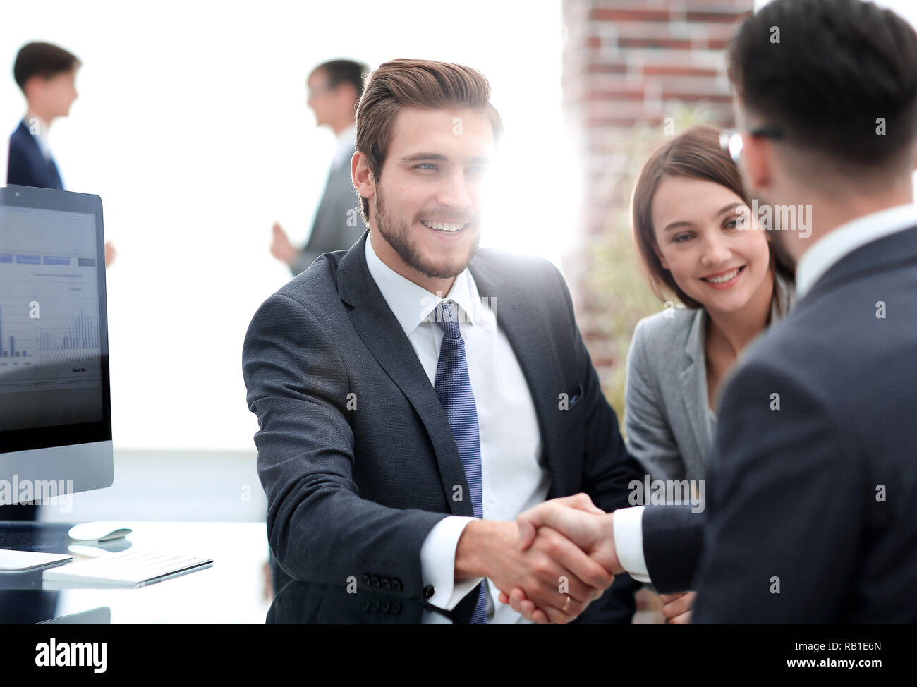 Boss introducing new team member hi-res stock photography and images ...