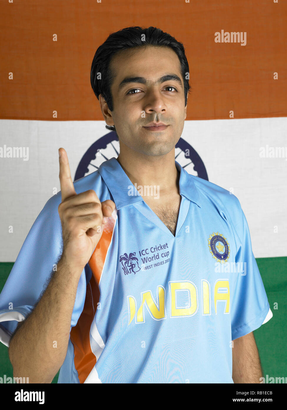 Portrait man holding cricket bat hi-res stock photography and images ... Portrait man holding cricket bat hi-res stock photography and images ...