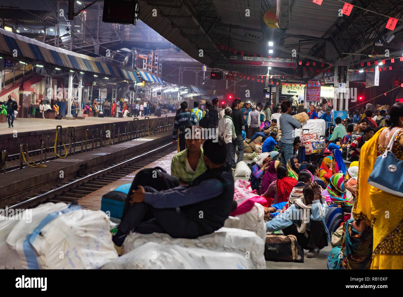 Indians transportation train metro hi-res stock photography and images ...
