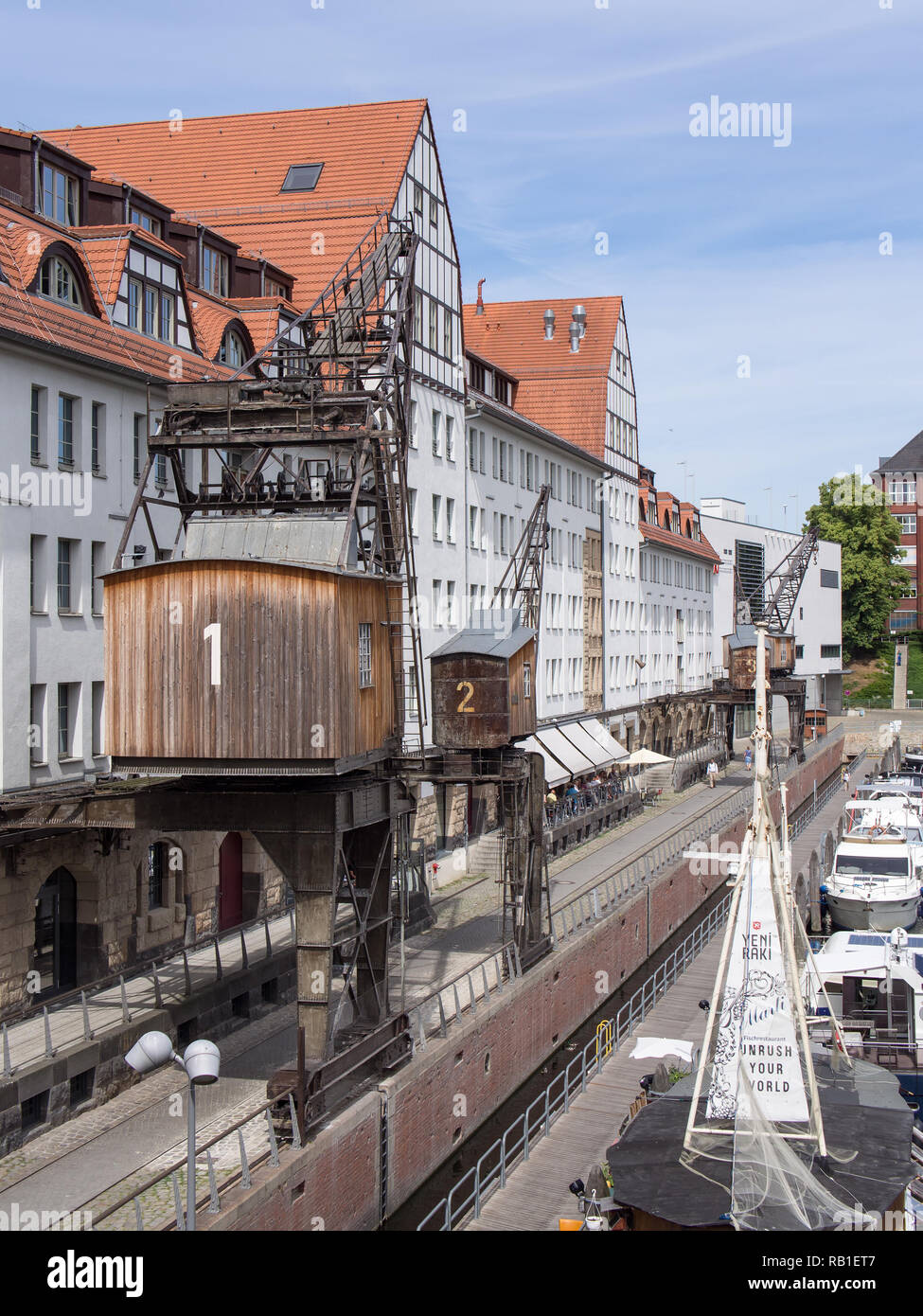 Old wooden crane hi-res stock photography and images - Alamy