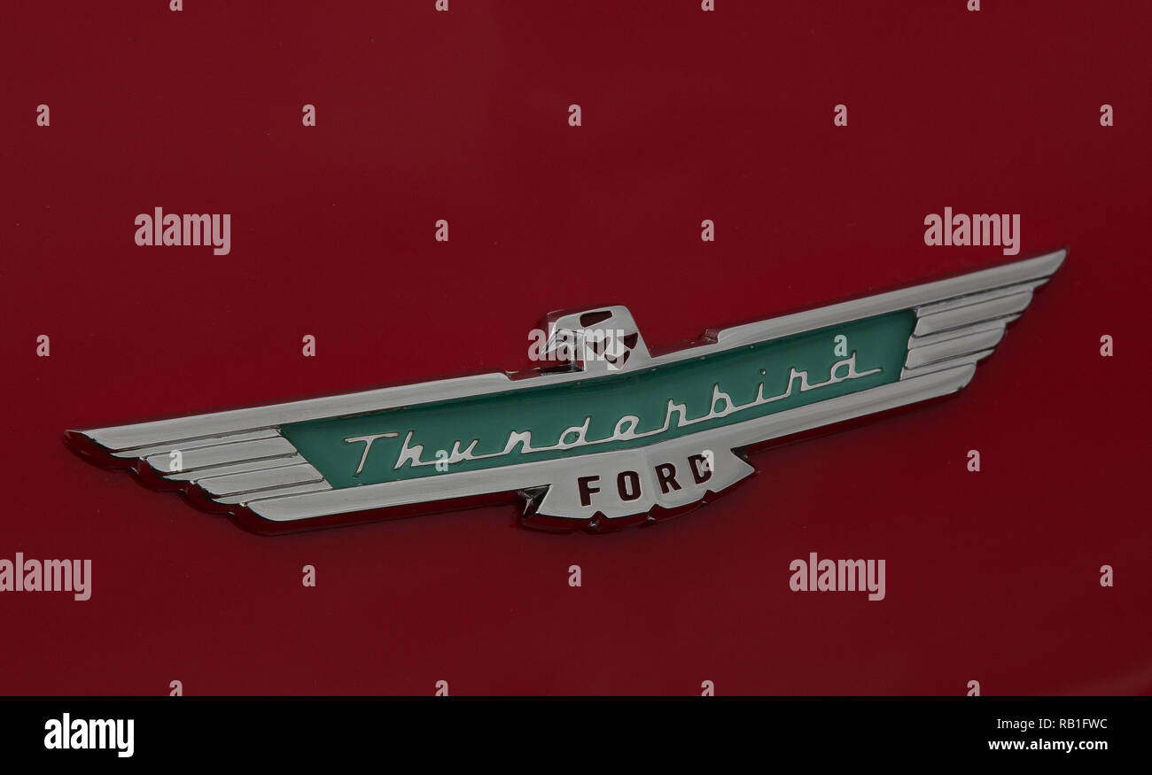 Corvette emblem hi-res stock photography and images - Alamy