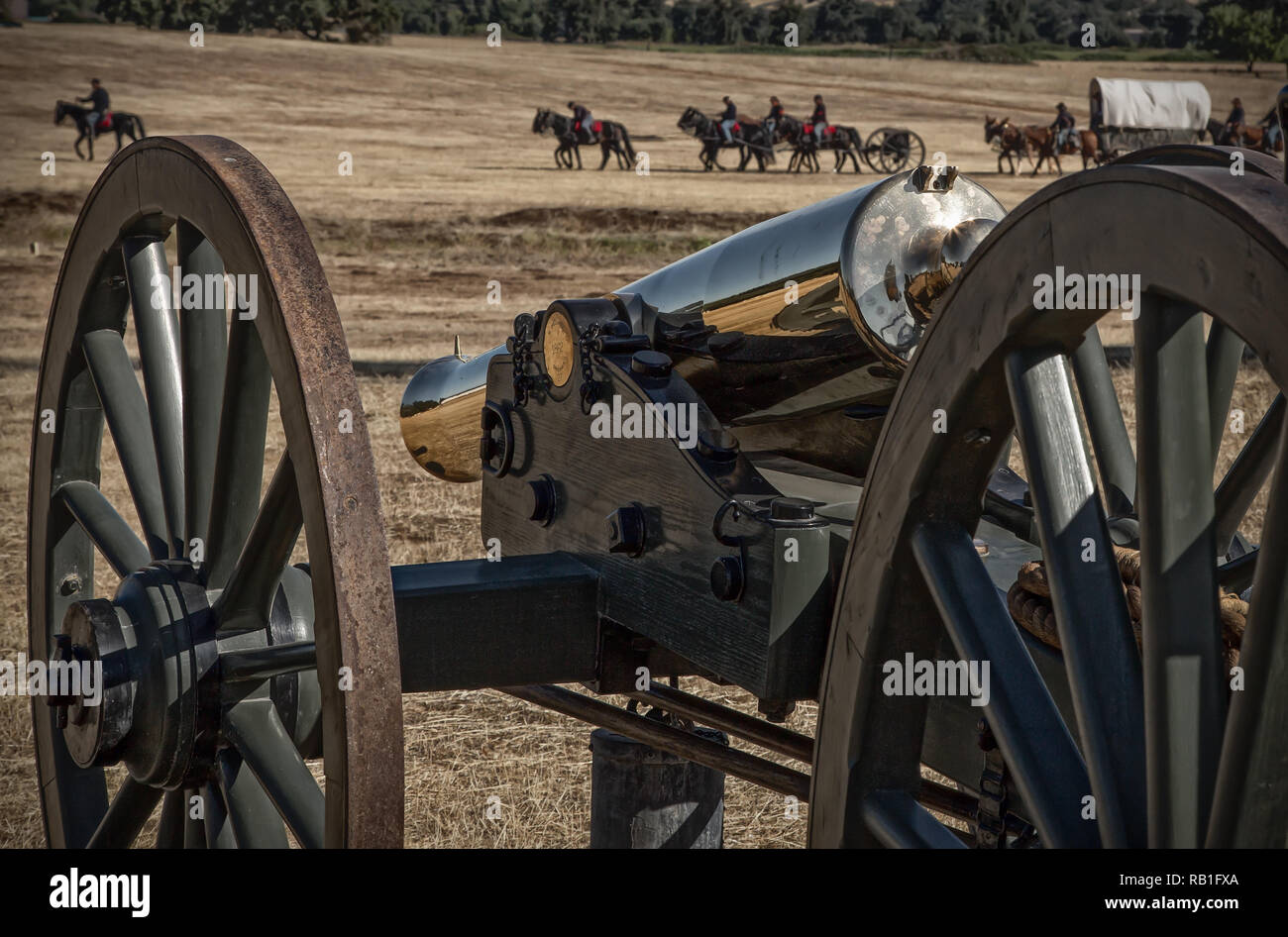 Civil War reenactors in action at Hawes Farm in Anderson, California ...
