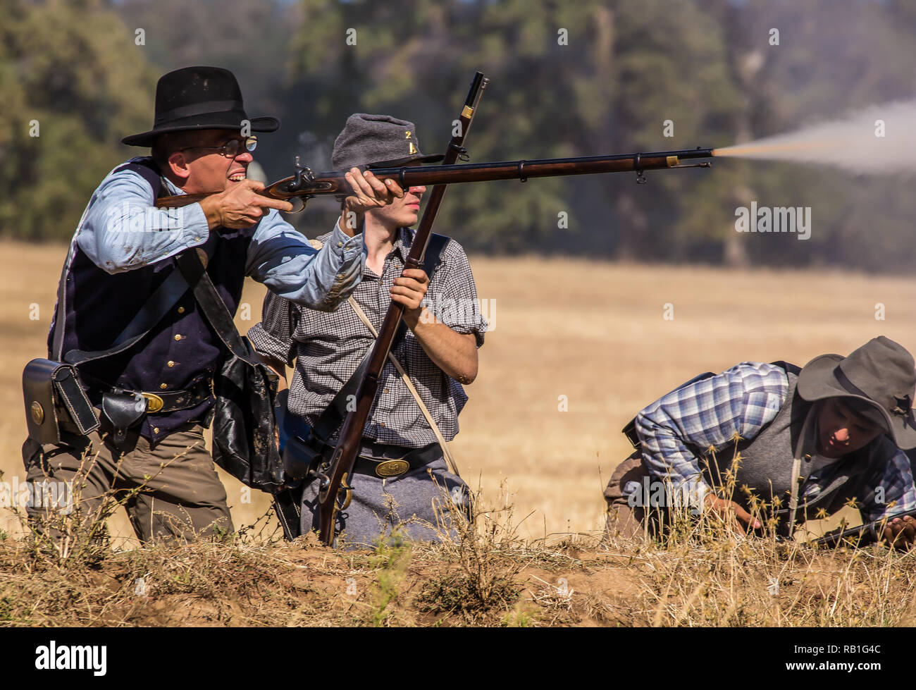 Civil War reenactors in action at Hawes Farm in Anderson, California ...