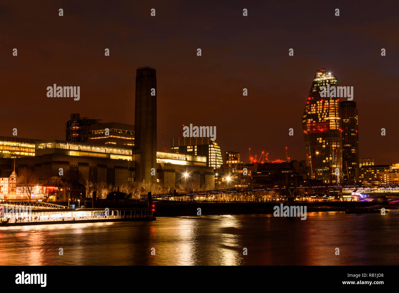 Tate modern londres hi-res stock photography and images - Alamy