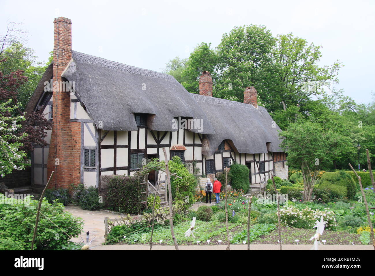 And they lived happily ever after hi-res stock photography and images ...