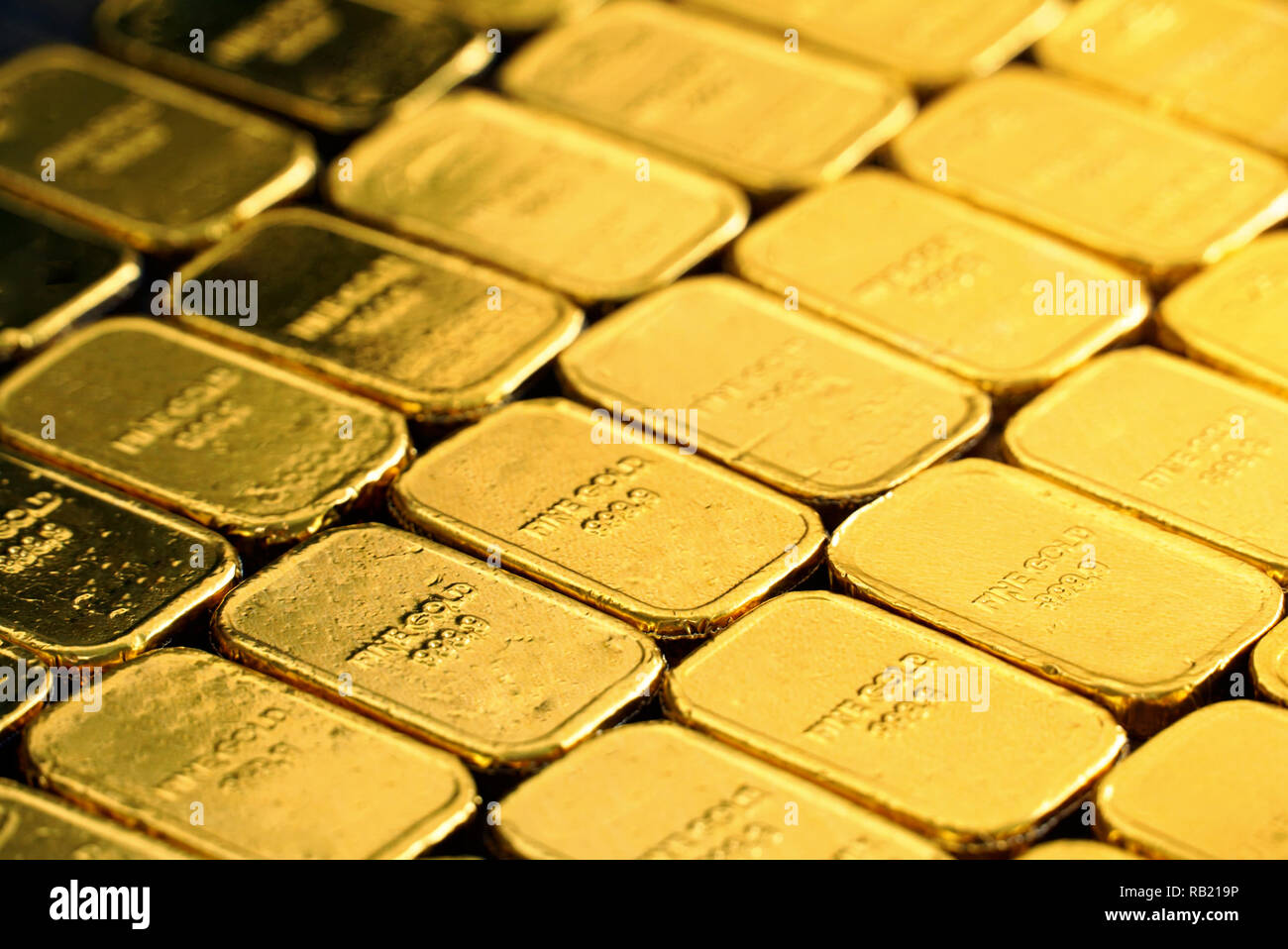 Gold bar hi-res stock photography and images - Alamy