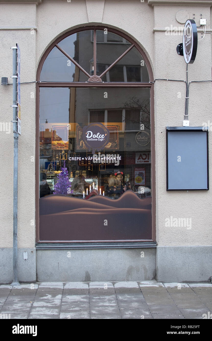 Cafe exterior window hi-res stock photography and images - Alamy