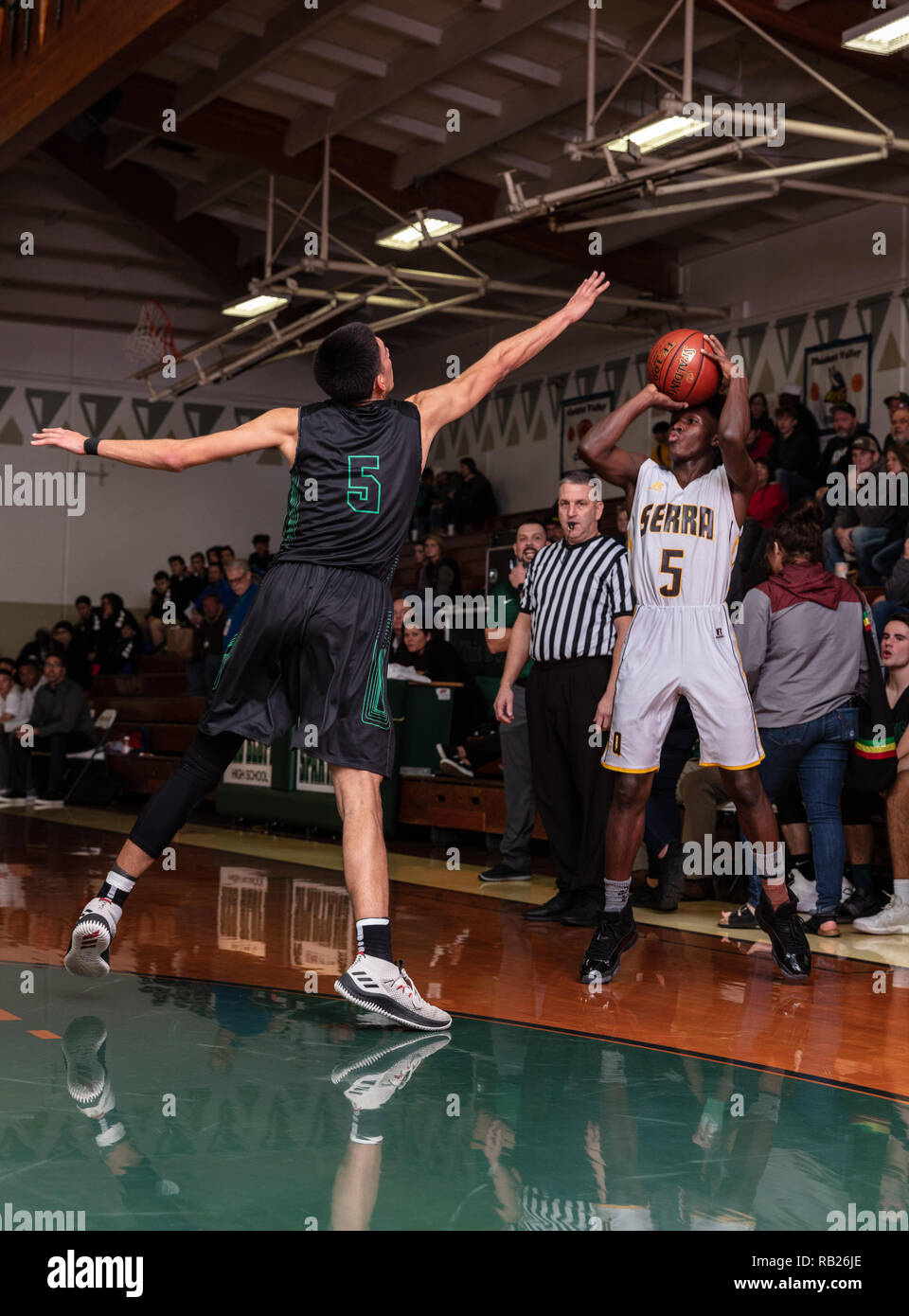 Serra high school hi-res stock photography and images - Alamy